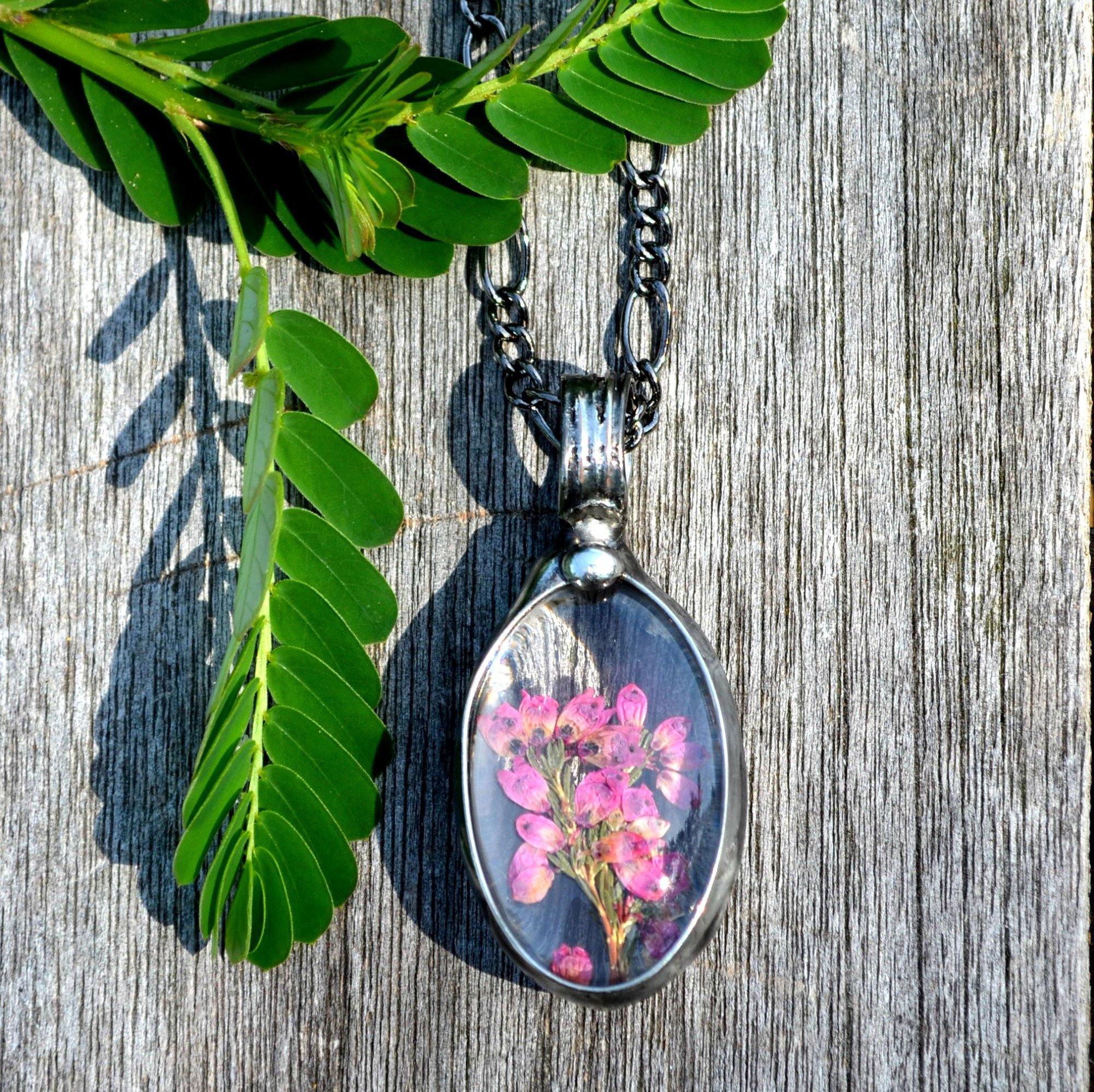 Handmade Heather Oval Necklace | Bayou Glass Arts